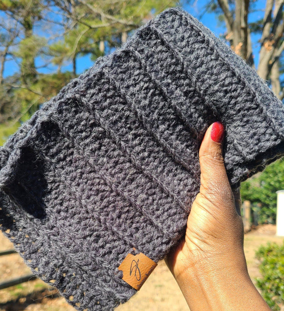 Knotty Handmade Scarves – SysaicKnotz